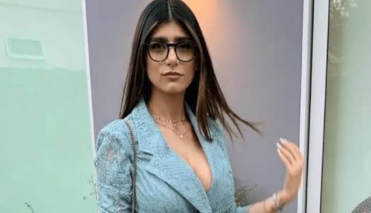 Bigg Boss OTT 2 का हिस्सा बनेंगी Mia Khalifa? मेकर्स ने किया अप्रोच । Mia Khalifa will be a part ...