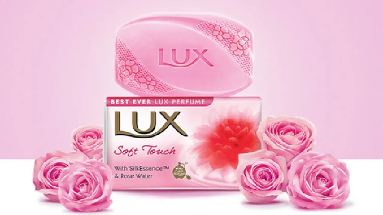 Success Story: भारत में घर-घर तक पहुंचा Lux साबुन, यह नामचीन सितारे रह ...