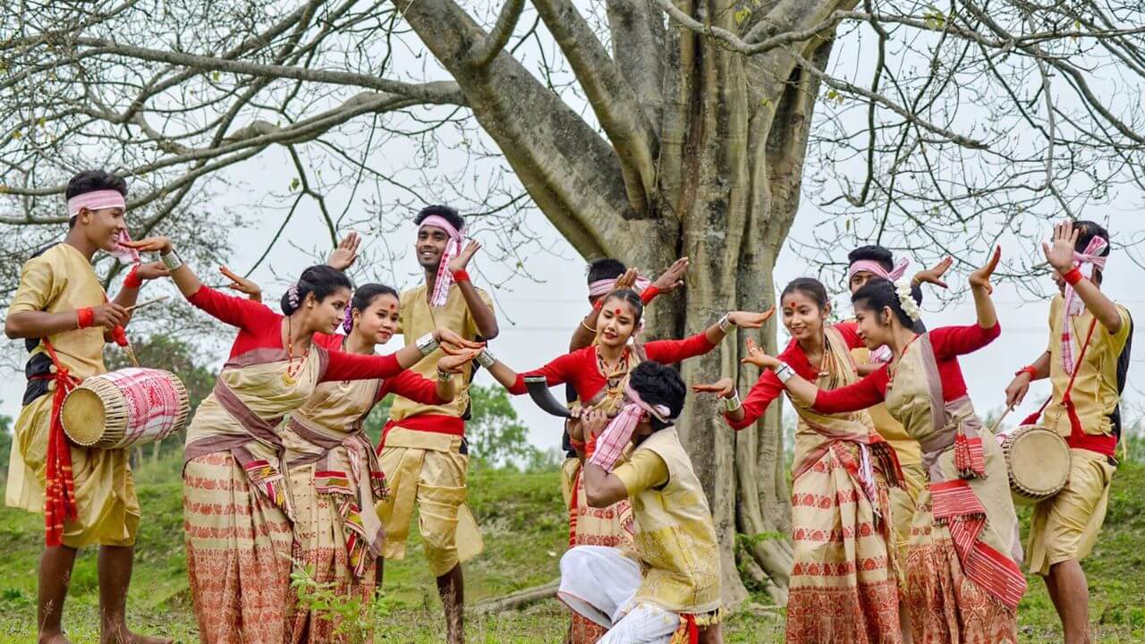 असम में इस दिन मनाया जाएगा बिहू, 7 दिन तक निभाए जाते हैं अलग-अलग रीति ...